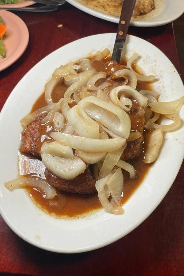 Experiencing Old Hawai‘i: Our Stay at the Historic Manago Hotel