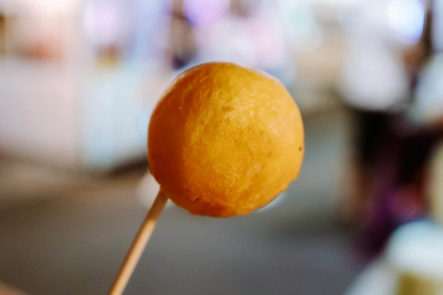 Raohe Night Market: Your Complete Guide to Taipei's Best Street Food - The Froggy Adventures