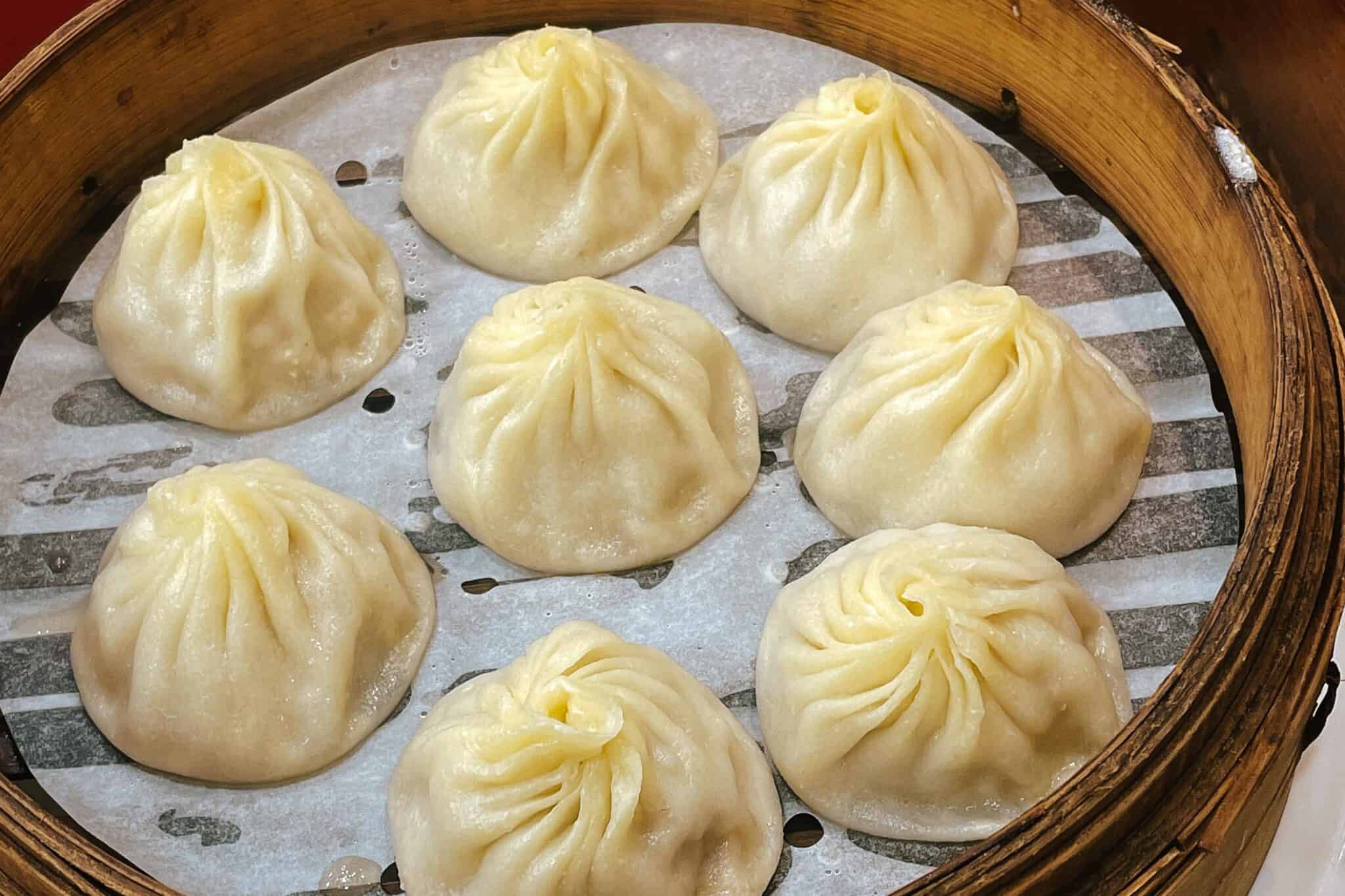 Raohe Night Market: Your Complete Guide to Taipei's Best Street Food ...