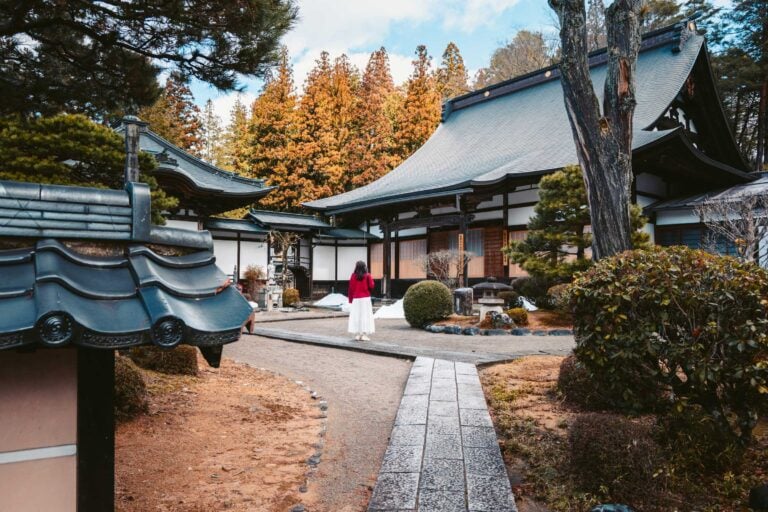 Higashiyama Walking Course in Takayama: Complete Guide