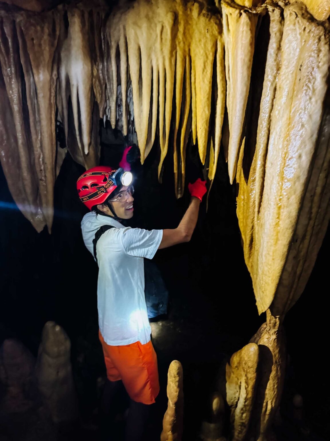Exploring the Marvelous Somyot Cave in Siargao