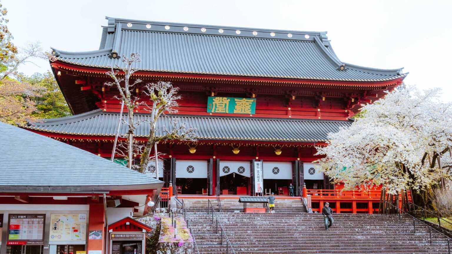 Kanmangafuchi Abyss in Nikko: Complete Guide