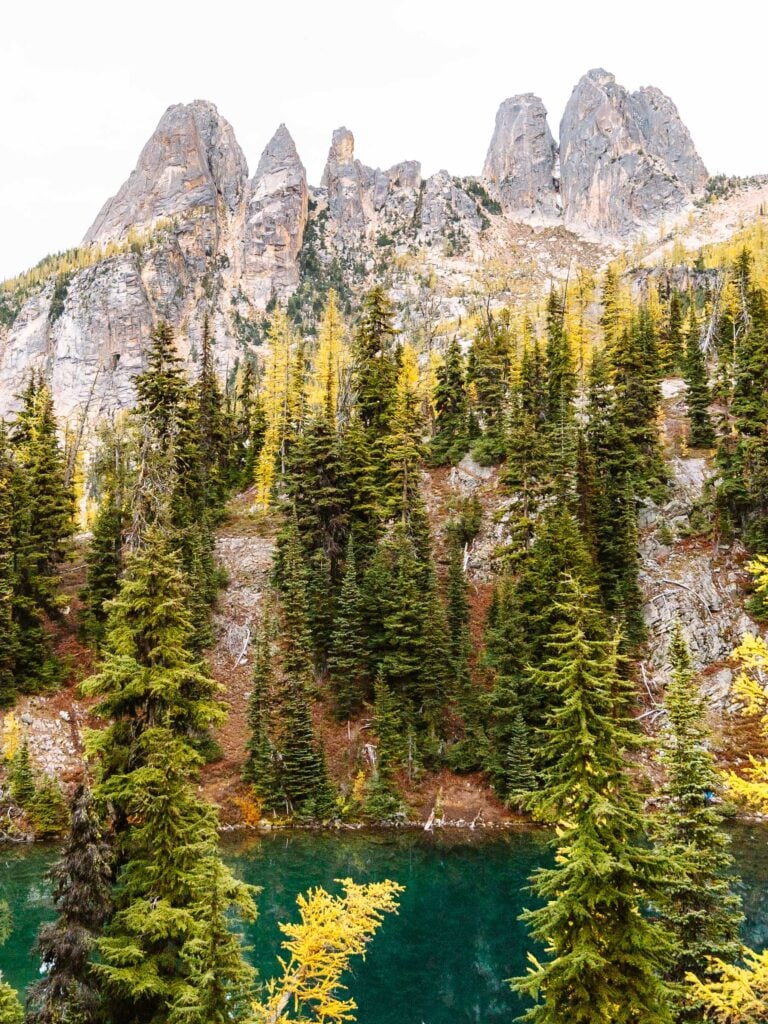 Blue Lake Trail in North Cascades: Complete Hiking Guide